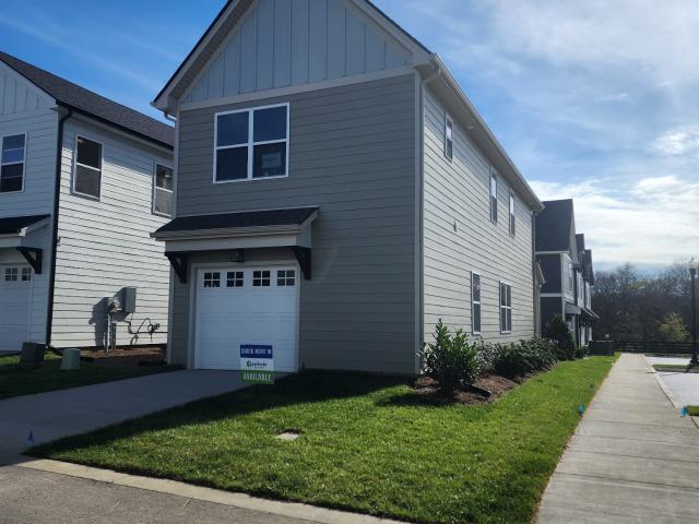 416 Queen Ln