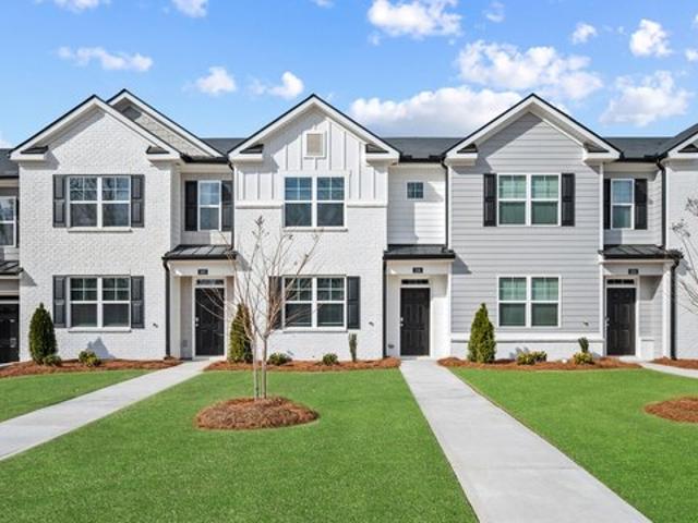 416 Reflection Dr, Stockbridge, GA 30281
