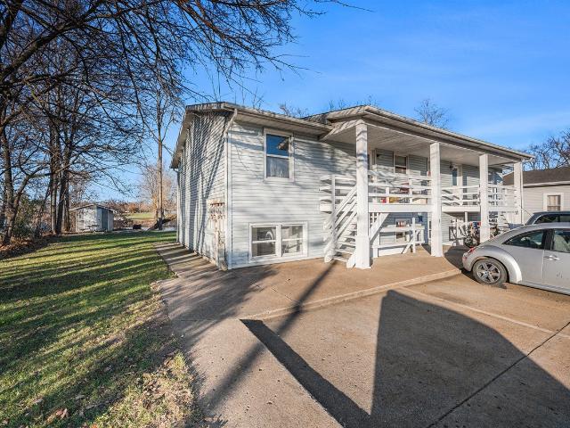 416 River Street