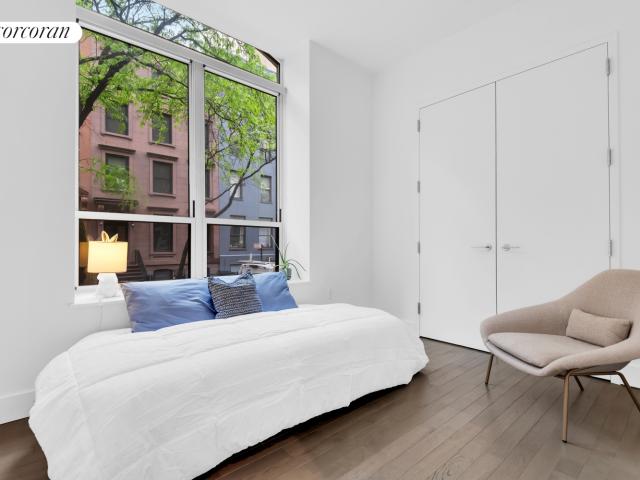 416 W 52ND Street TH215