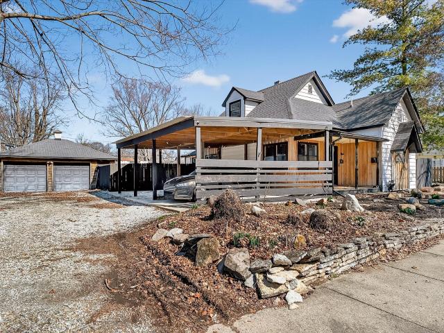 416 W 5th St, Greenfield, IN 46140 | MLS #22088 | Compass