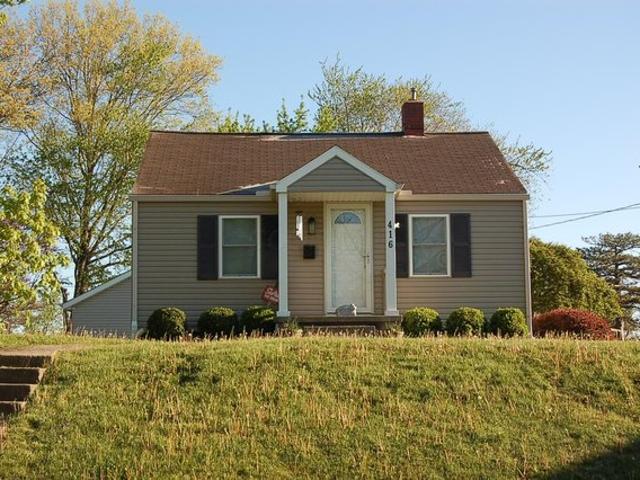 416 W 9th St, Marysville, OH 43040