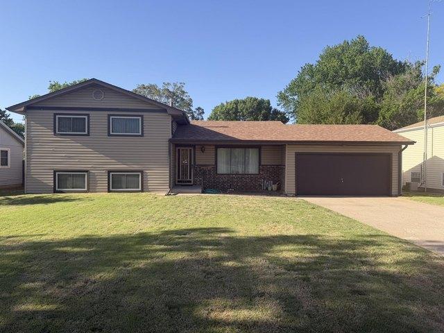 416 W 17th St, Larned, KS 67550
