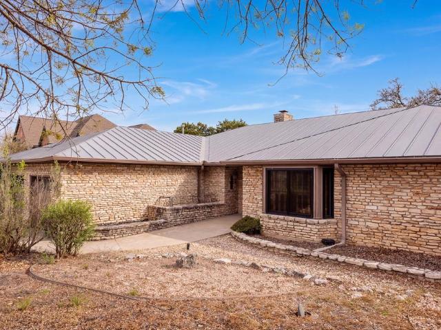 416 W Crest Dr N, Kerrville, TX 78028 | MLS #123920 | Compass