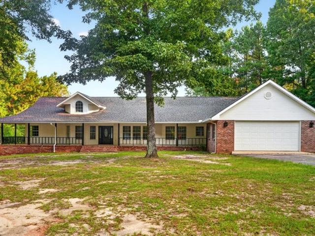 416 W Lamar Ave, Poplarville, MS 39470
