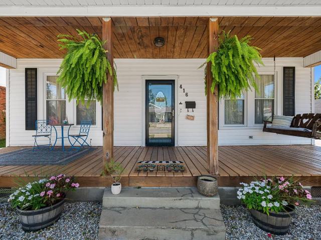 416 W Maple Street