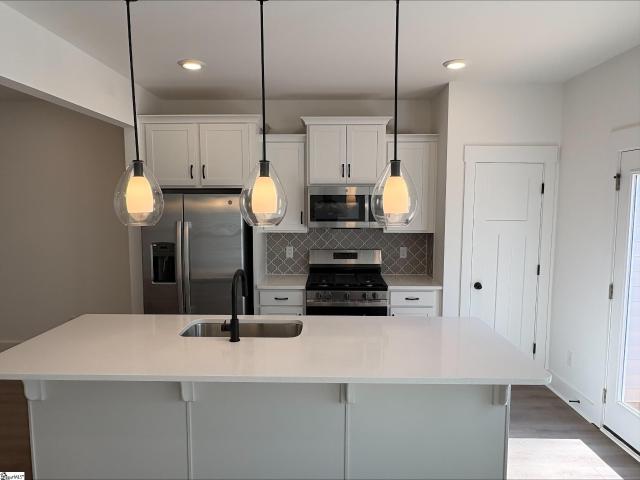 416 W Parima Court