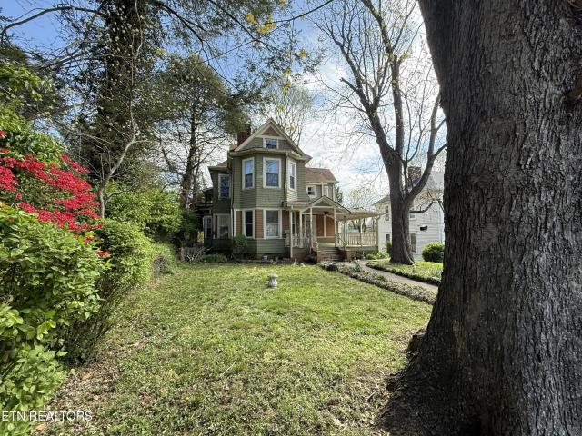 416 W Rockwood St