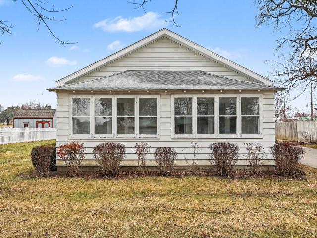 416 W Saginaw Street