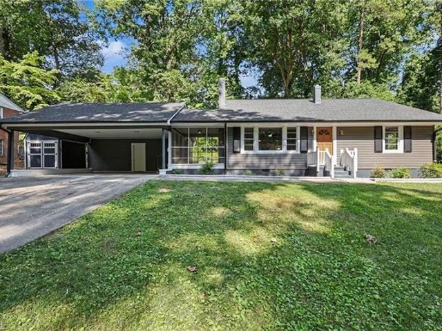 416 Woodsway Dr, Lexington, NC 27292