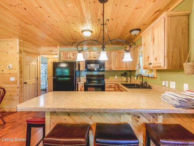 416 Wilderness Rd