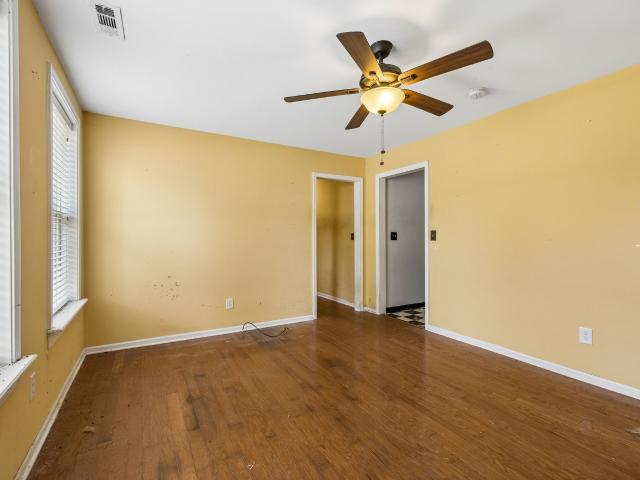 416 Tampa Dr