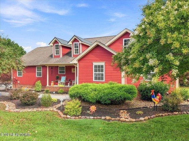 416 Terry Point Rd, Dandridge, TN 37725