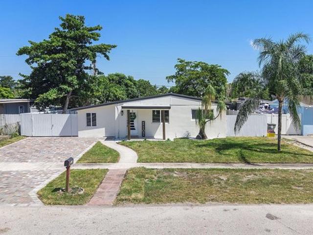 416 Tuskegee Dr, Lake Worth, FL 33462