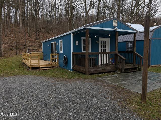 416 Upper Turnpike Road