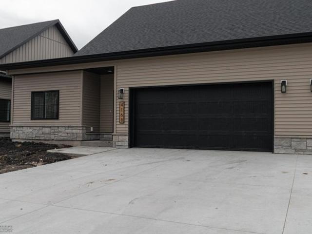 4174 Arthur Dr S, Fargo, ND 58104