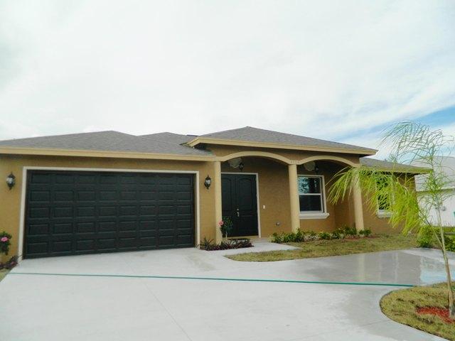 4174 SW Darwin Blvd, Port Saint Lucie, FL 34953