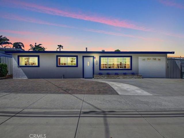 4174 Thomas St, Oceanside, CA 92056
