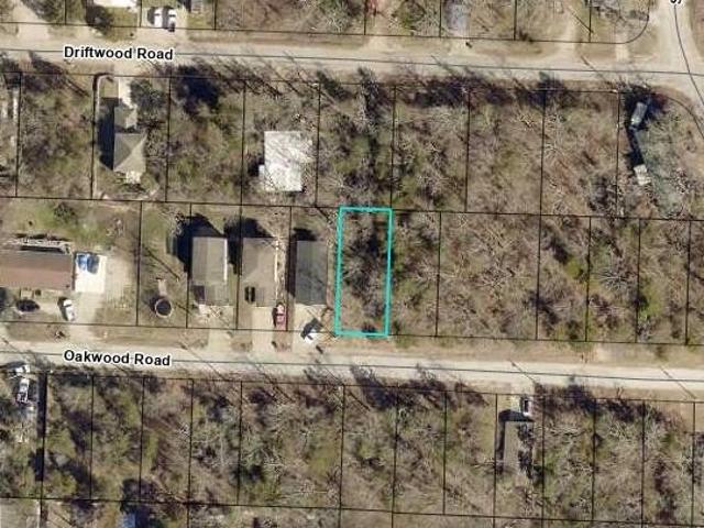 4175 Oakwood Rd, Merriam Woods, MO 65740