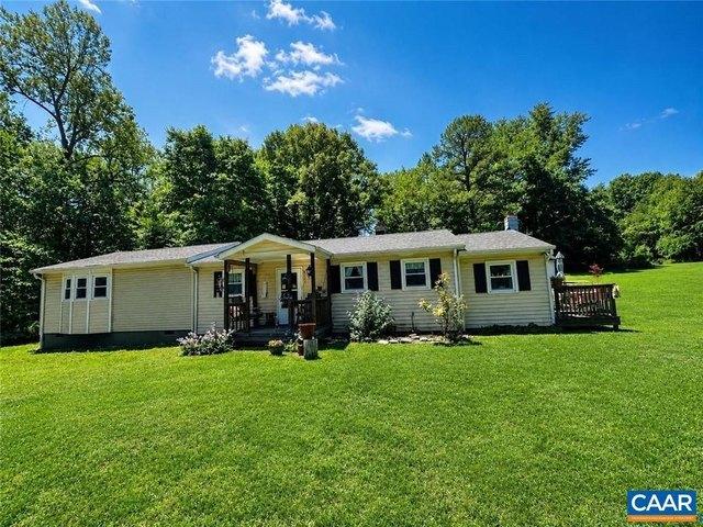 4175 Cedar Plains Rd, Sandy Hook, VA 23153