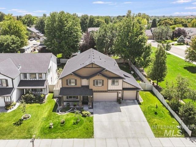 4175 E Palm St, Meridian, ID 83646