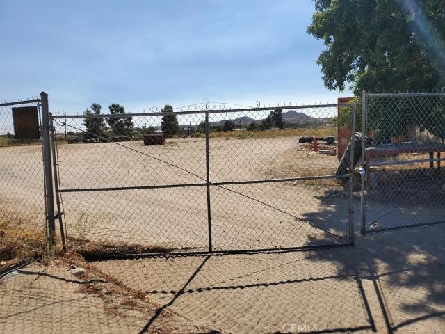 4175 Warbler Rd, Phelan, CA 92371 | MLS #CV24028