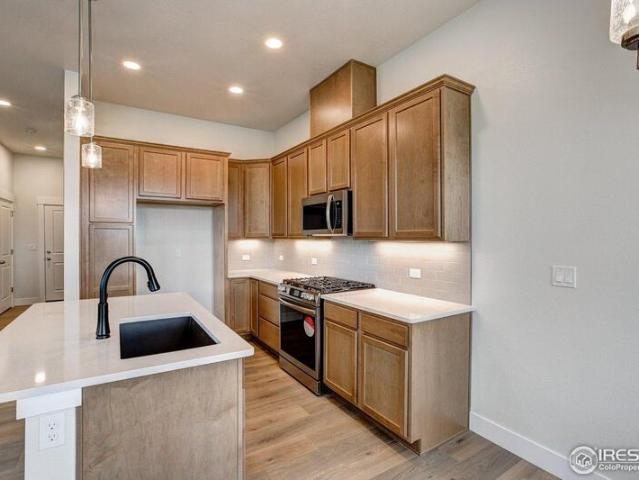 4176 Trapper Lake Dr, Loveland, CO 80538