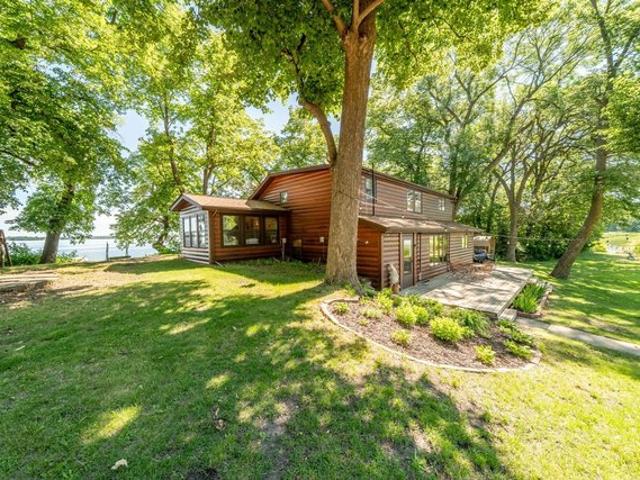 41780 Kansas Point Ln, Pelican Rapids, MN 56572