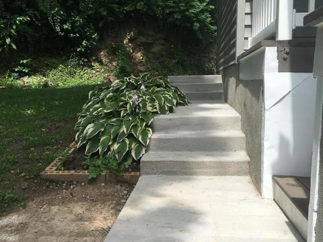 4178 Narrows Lane