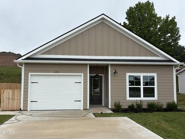 4178 Gambrel Oaks St, Blountville, TN 37617