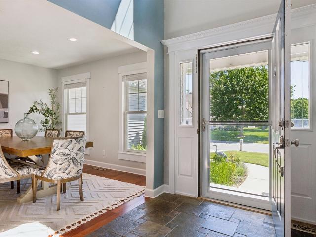 4178 S Royal Curve