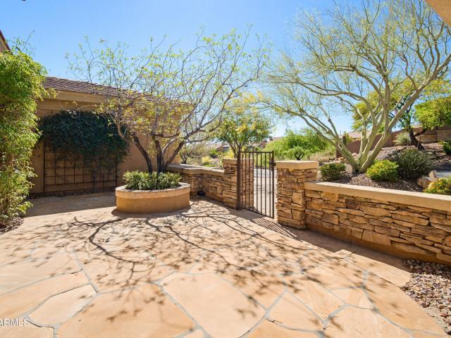 41703 N Harbour Town Court