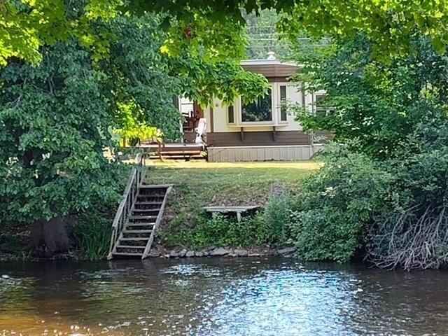 4170 Riverview Dr S, Hesperia, MI 49421