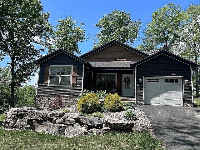 4171 Belle Rive Cir, Bowling Green, KY 42101