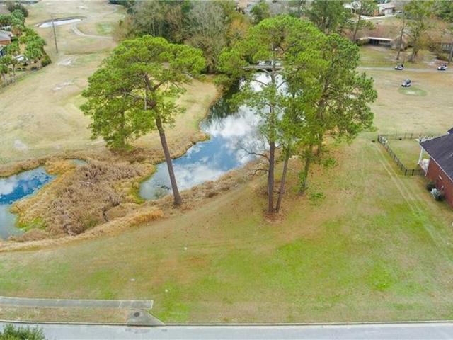 4171 Heron Lakes Dr, Mobile, AL 36693