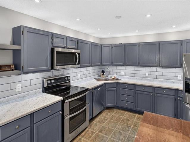 4171 3rd St NE Unit 201, Columbia Heights, MN 55421