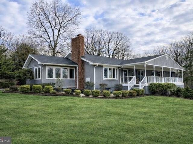 41726 Stumptown Rd, Leesburg, VA 20176
