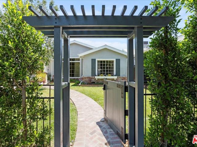 4172 Nagle Ave, Sherman Oaks, CA 91423 | Compass