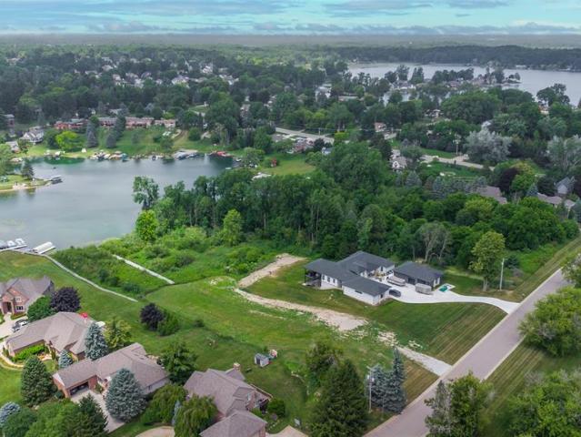 4172 Northshore Drive