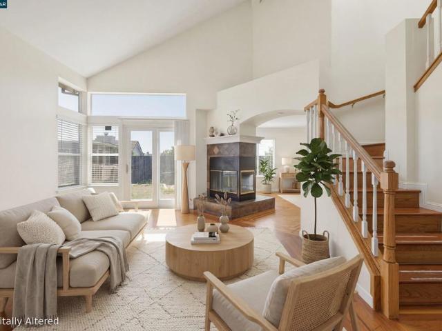 4172 Amargosa Dr