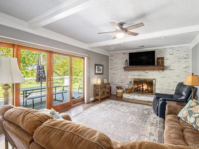 4172 skinner lake road