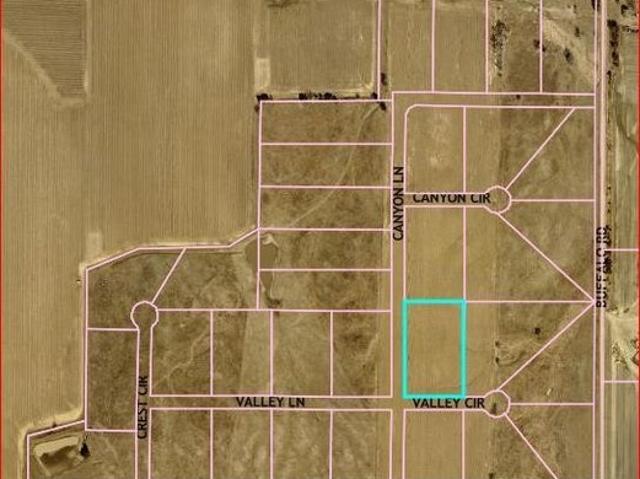 4172 Valley Cir, Doniphan, NE 68832