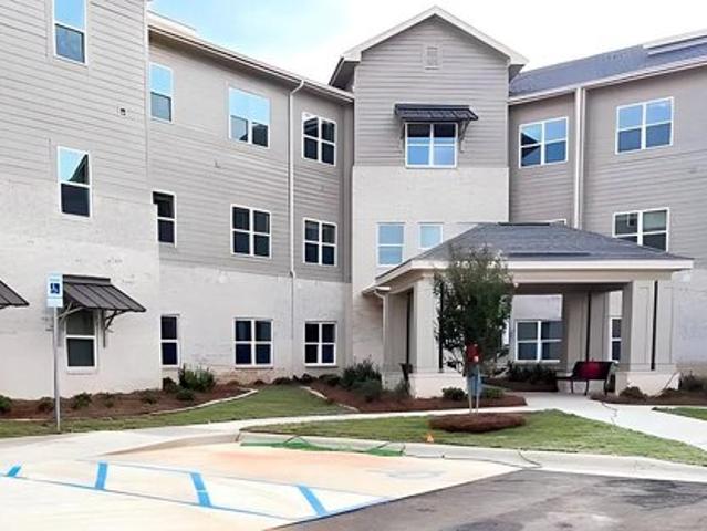 4173 Elledge Ln, Muscle Shoals, AL 35661