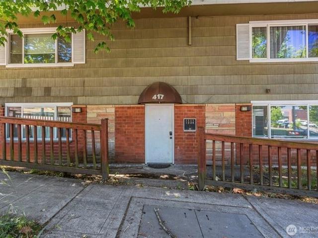 417 23rd Ave Apt 4, Seattle, WA 98122