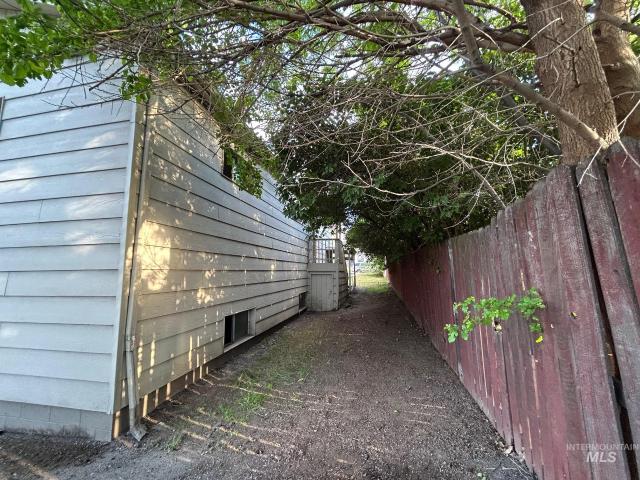 417 2nd Avenue