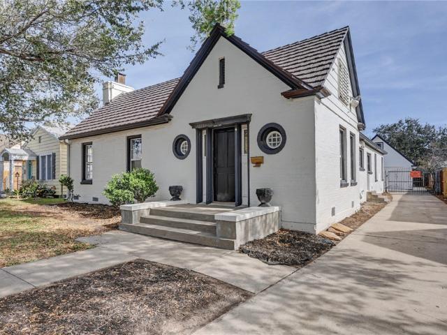 417 Cole St, Corpus Christi, TX 78404 | MLS #472406 | Compass