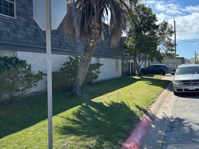 417 Church St, Galveston, TX 77550