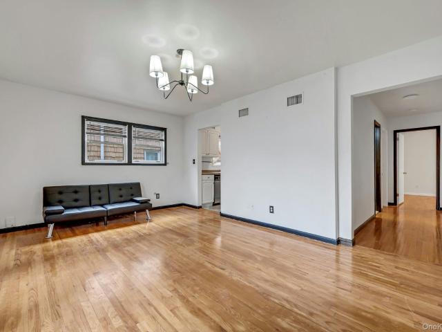 417 City Island Avenue #1