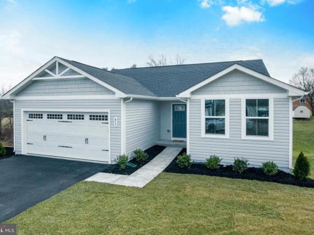 417 Circle Dr, Winchester, VA 22601