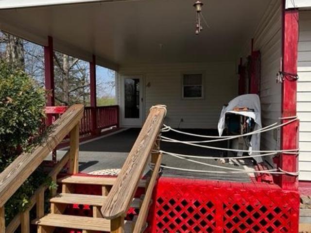 417 Clays Ferry Road